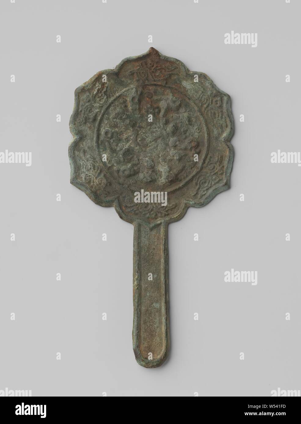 Lobed six times leaf shape hi-res stock photography and images - Alamy