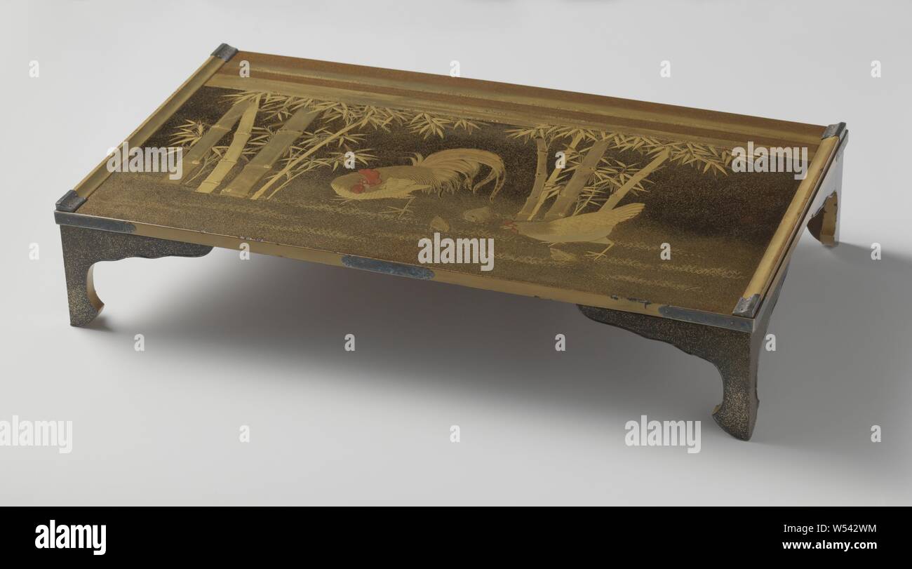 Lacquer table, Lacquer table with a representation of a rooster, a hen ...