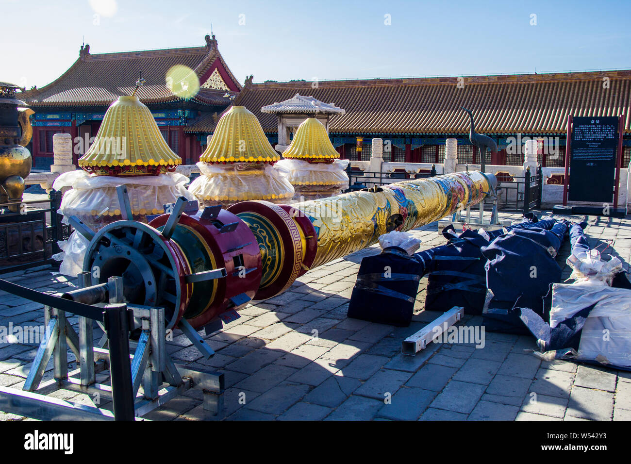 View of heavenly lanterns (tiandeng) and longevity lanterns (wanshou ...