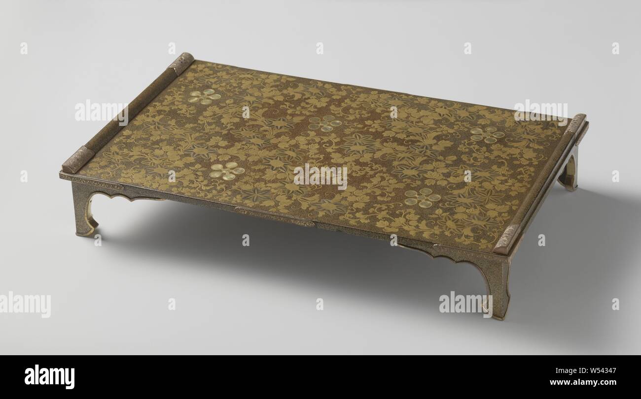 Writing table with clan emblems (mon), Lacquer table decorated with ...