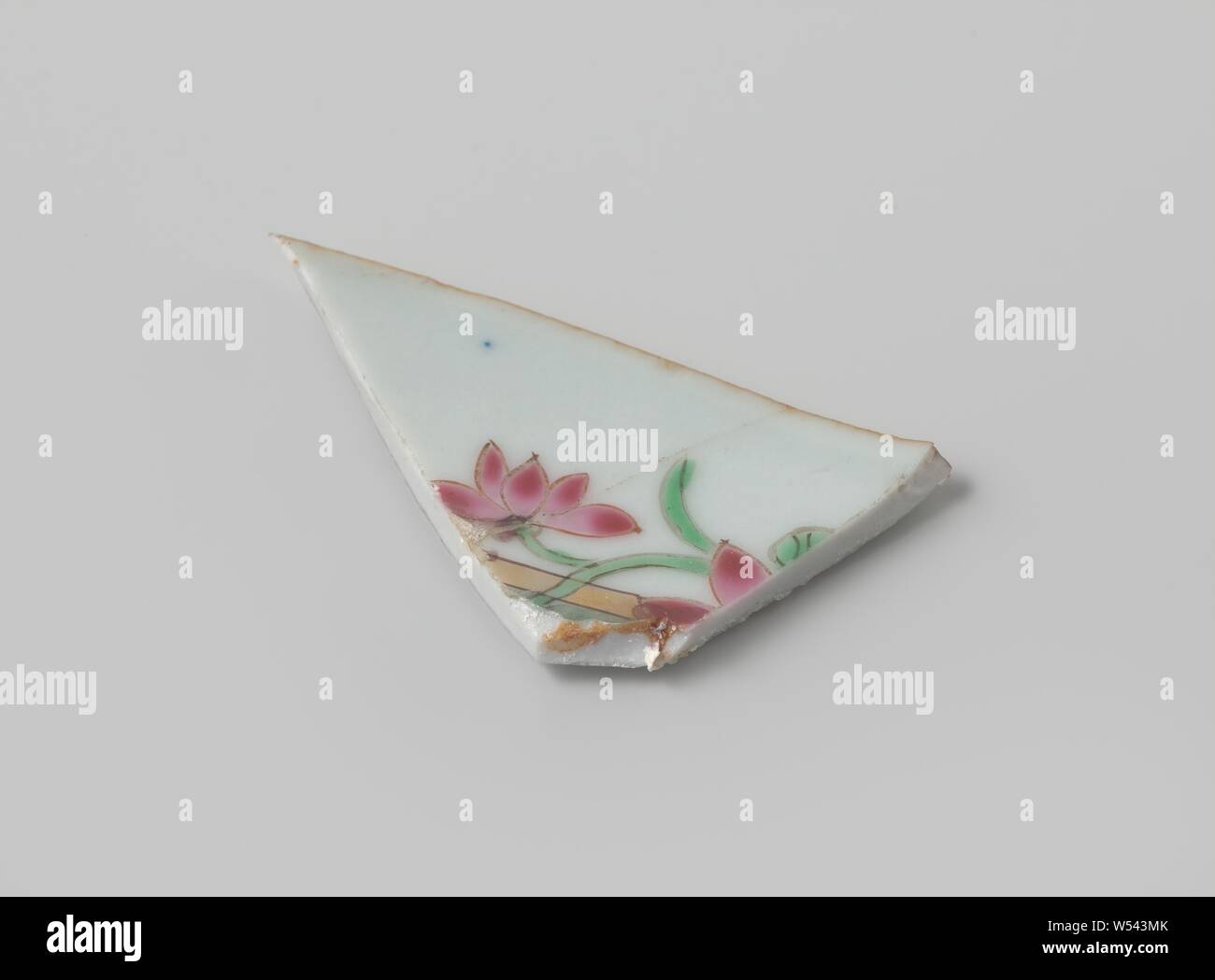 Edge fragment weapon porcelain hi-res stock photography and images - Alamy