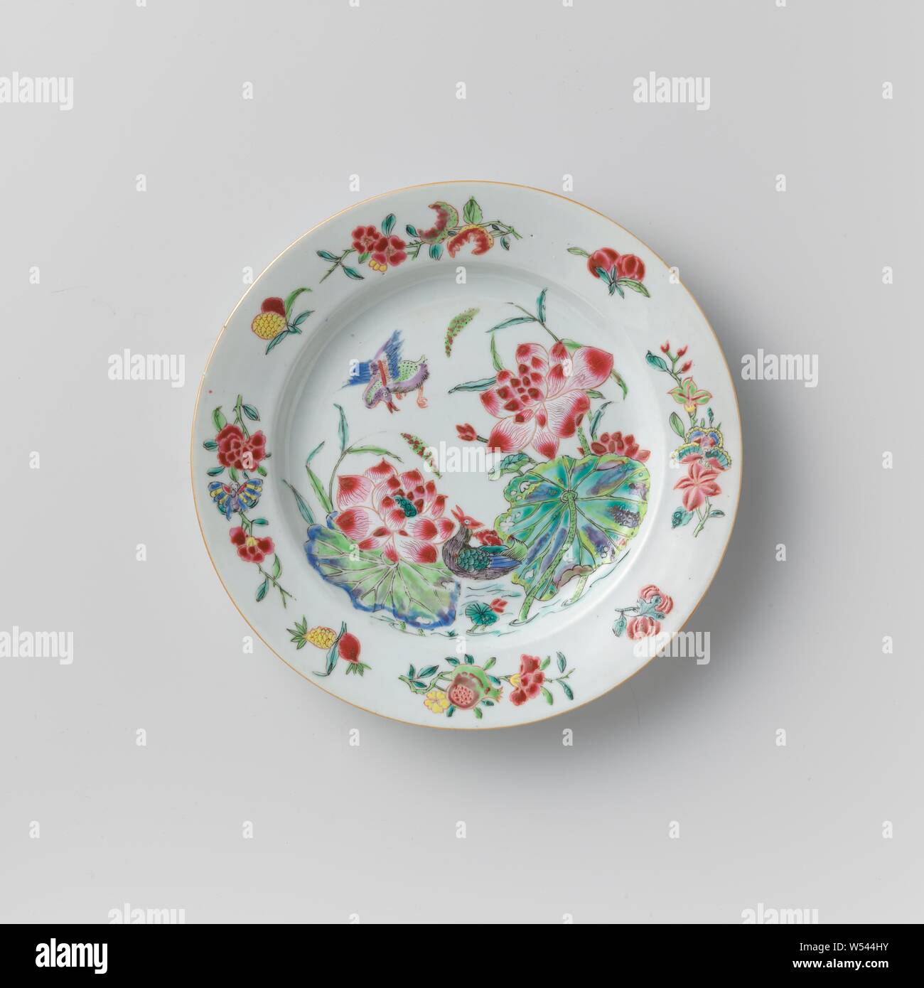 Rose mandarin porcelain hi-res stock photography and images - Alamy
