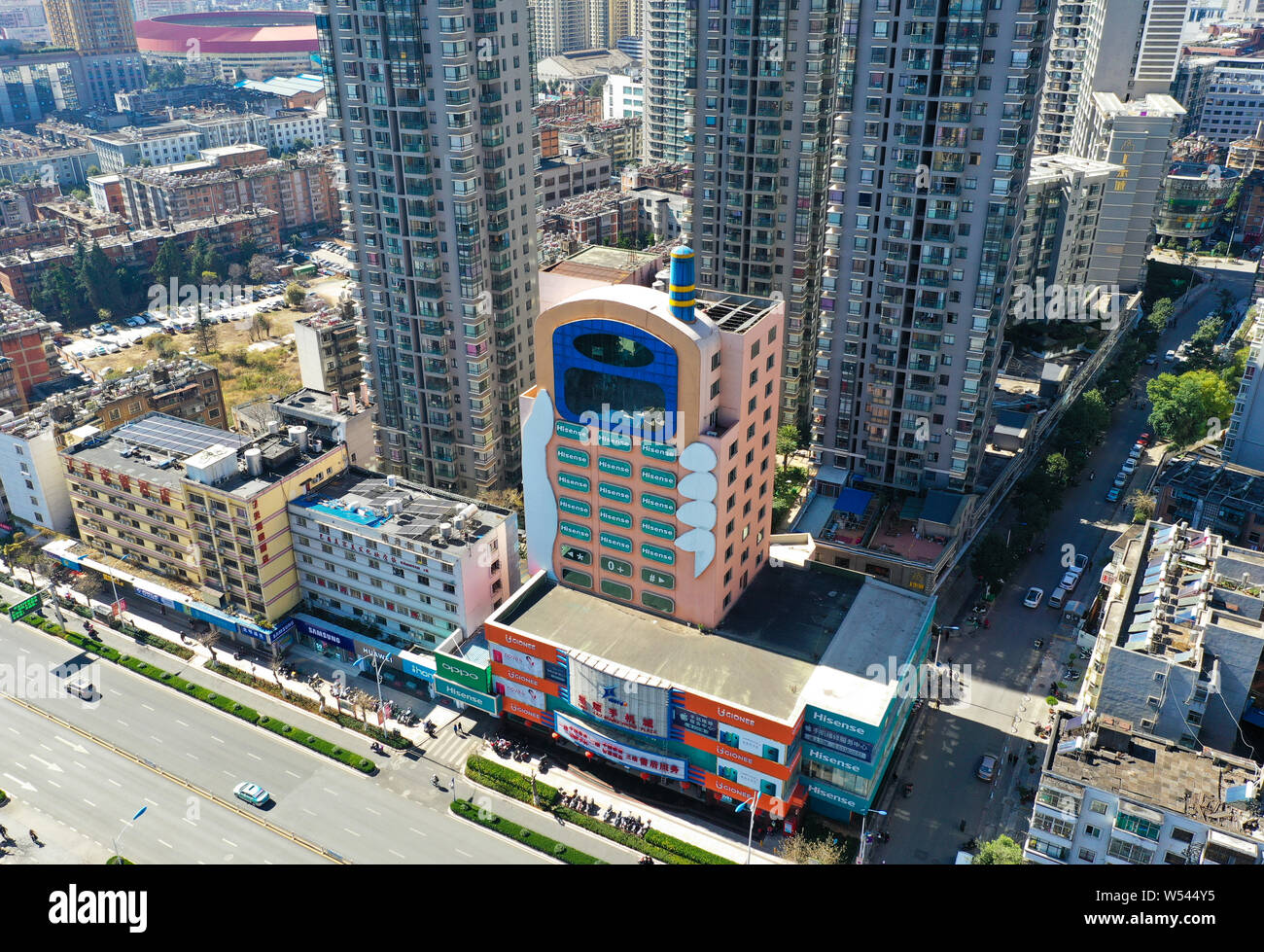 A view of the cellphone building at Xing Yao Mobile Phone Plaza in ...