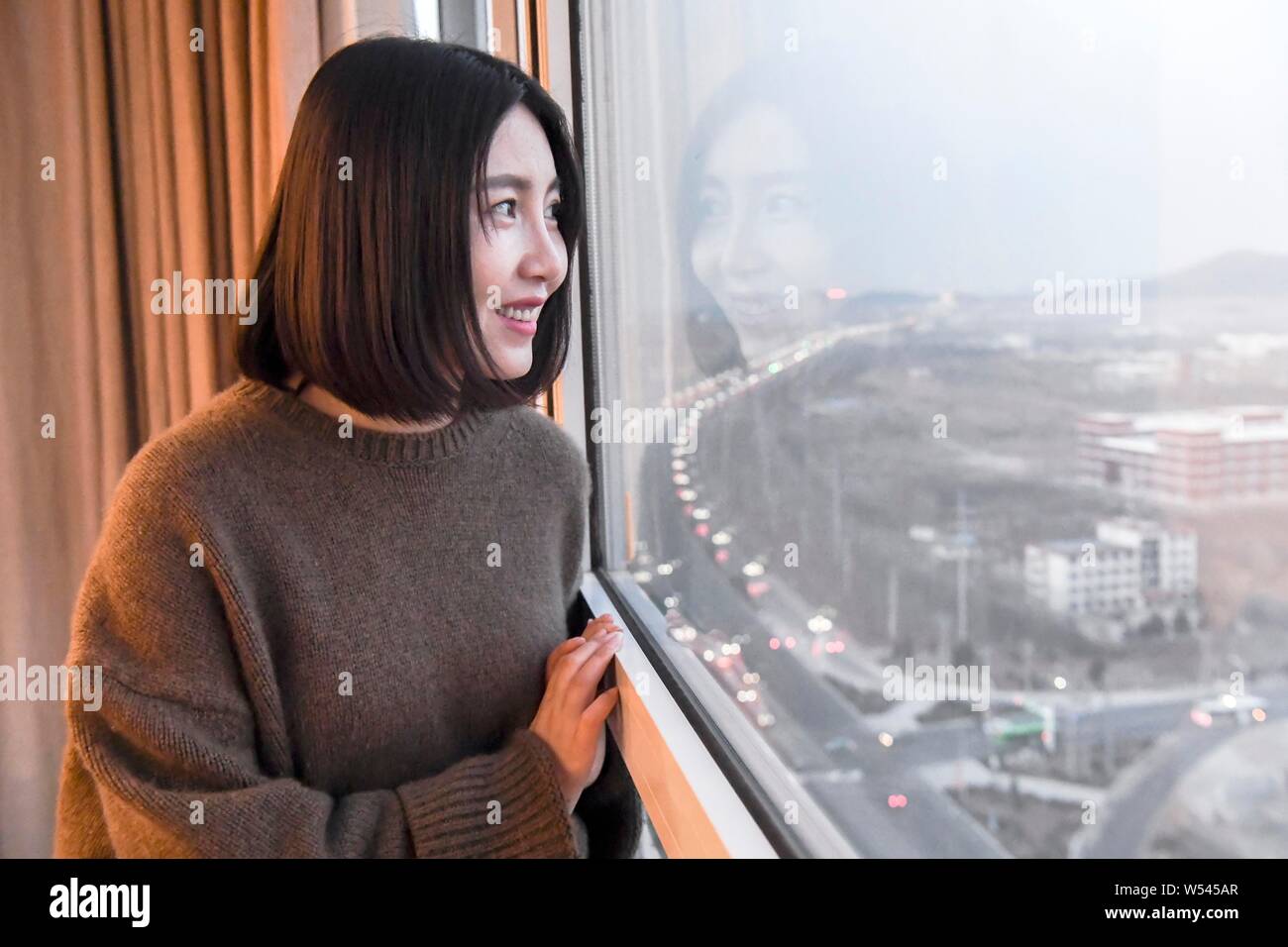 Chinese handicapped woman Wei Ye, who couldn't find job after she graduated college and ...