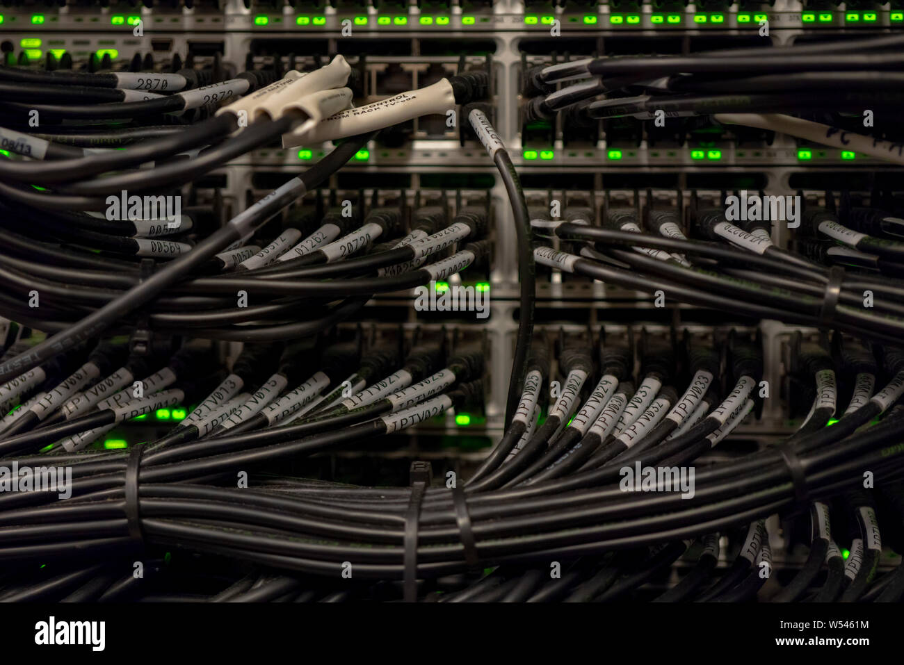 Network switch hi-res stock photography and images - Alamy