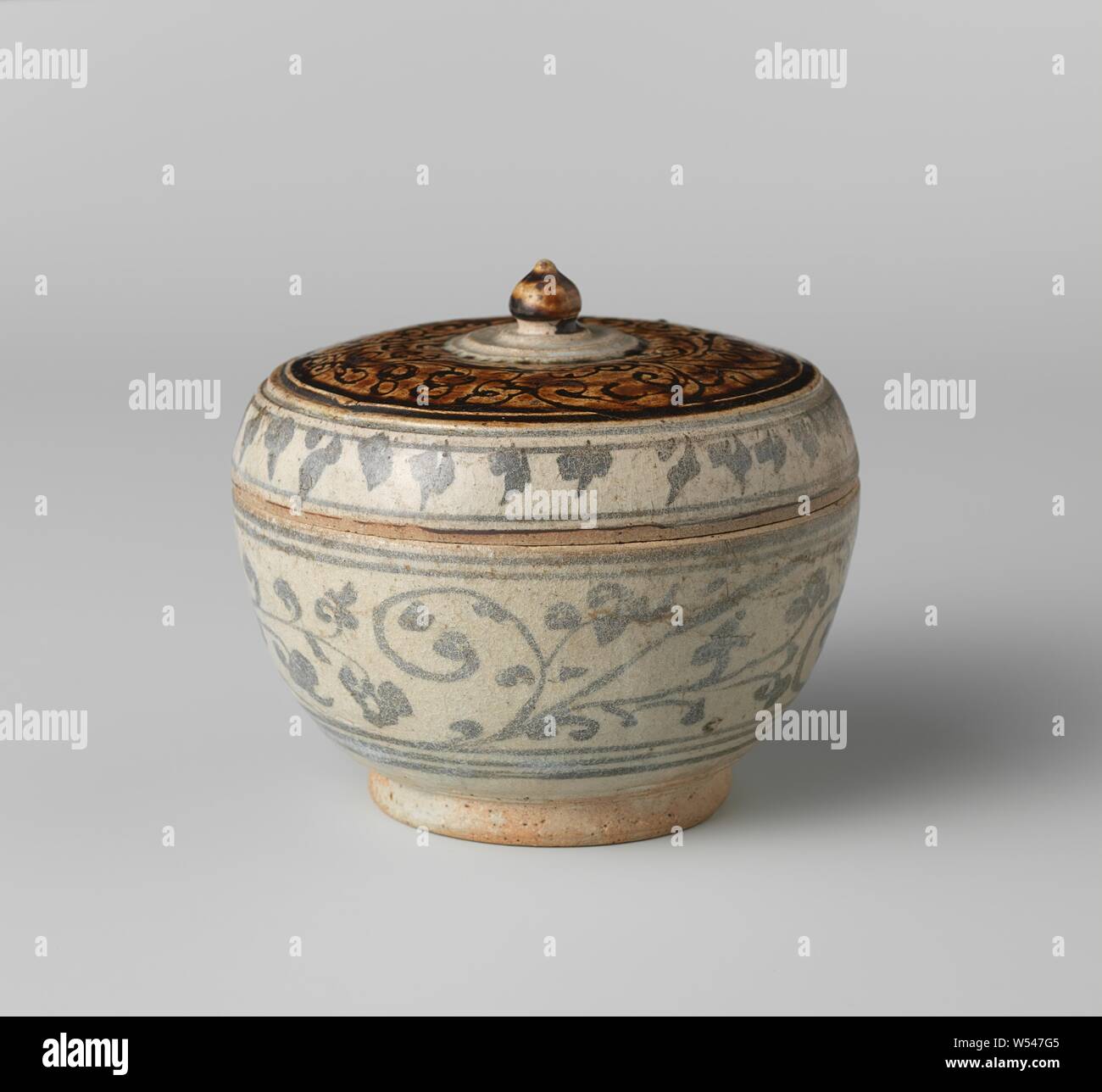Covered jar with floral scrolls, Porcelain covered jar, painted in ...