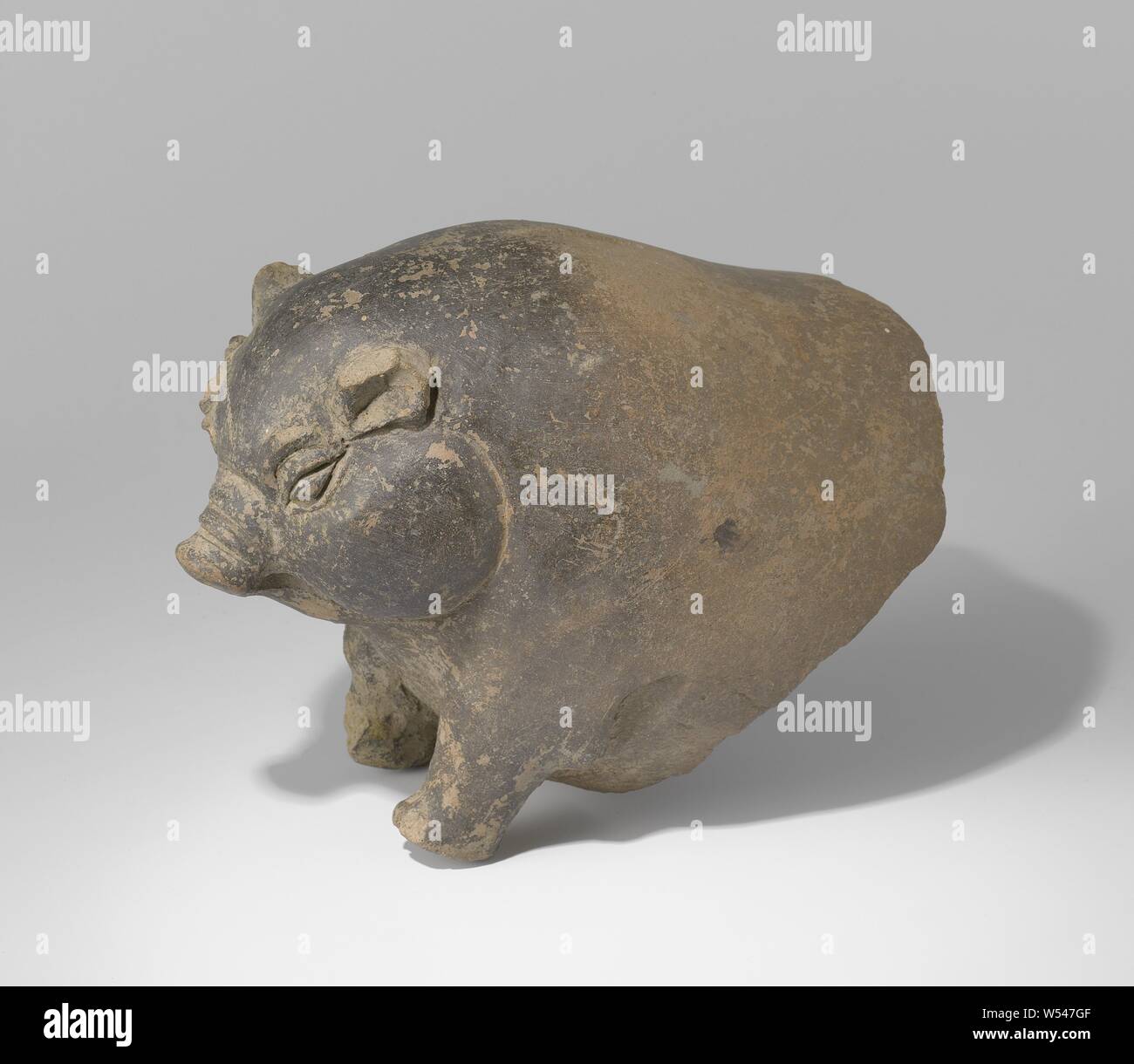 Piggy bank, Front part of piggy bank, pig, anonymous, Oost-Java, c ...