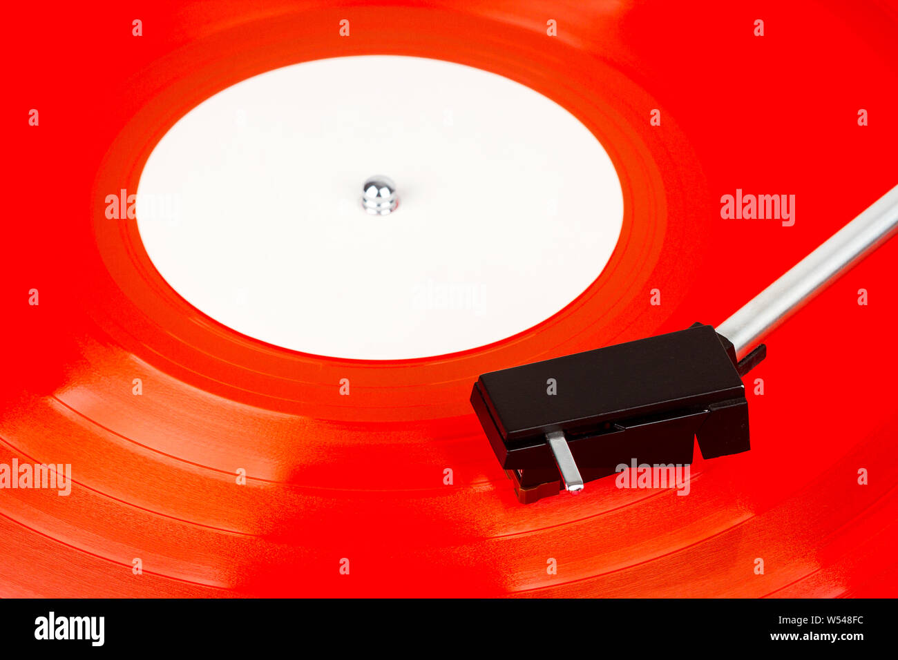 Red record player hi-res stock photography and images - Alamy