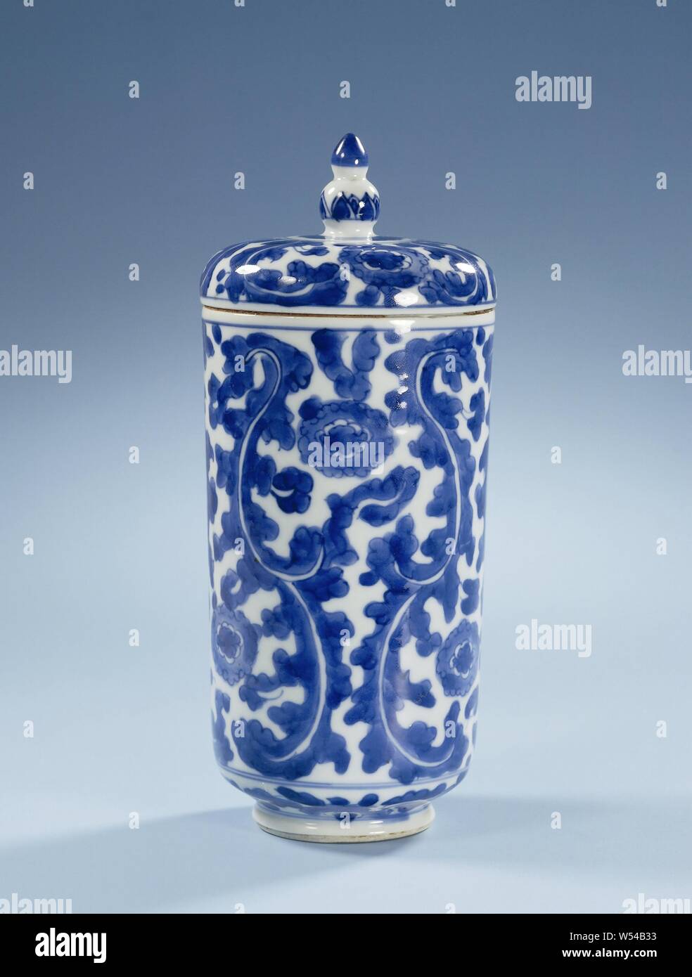 Beaker cobalt hi-res stock photography and images - Alamy
