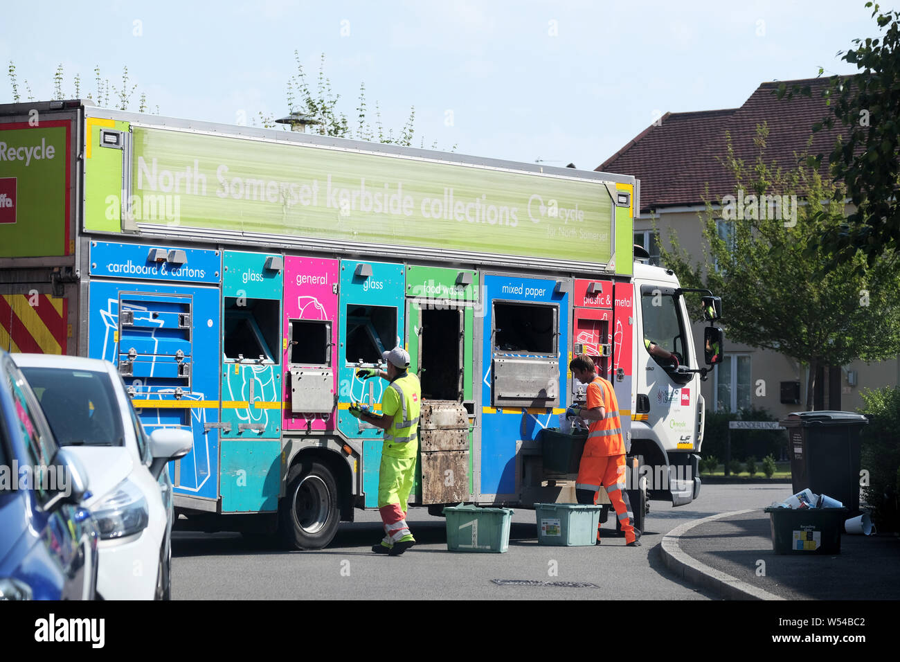 Suburban local hi-res stock photography and images - Alamy