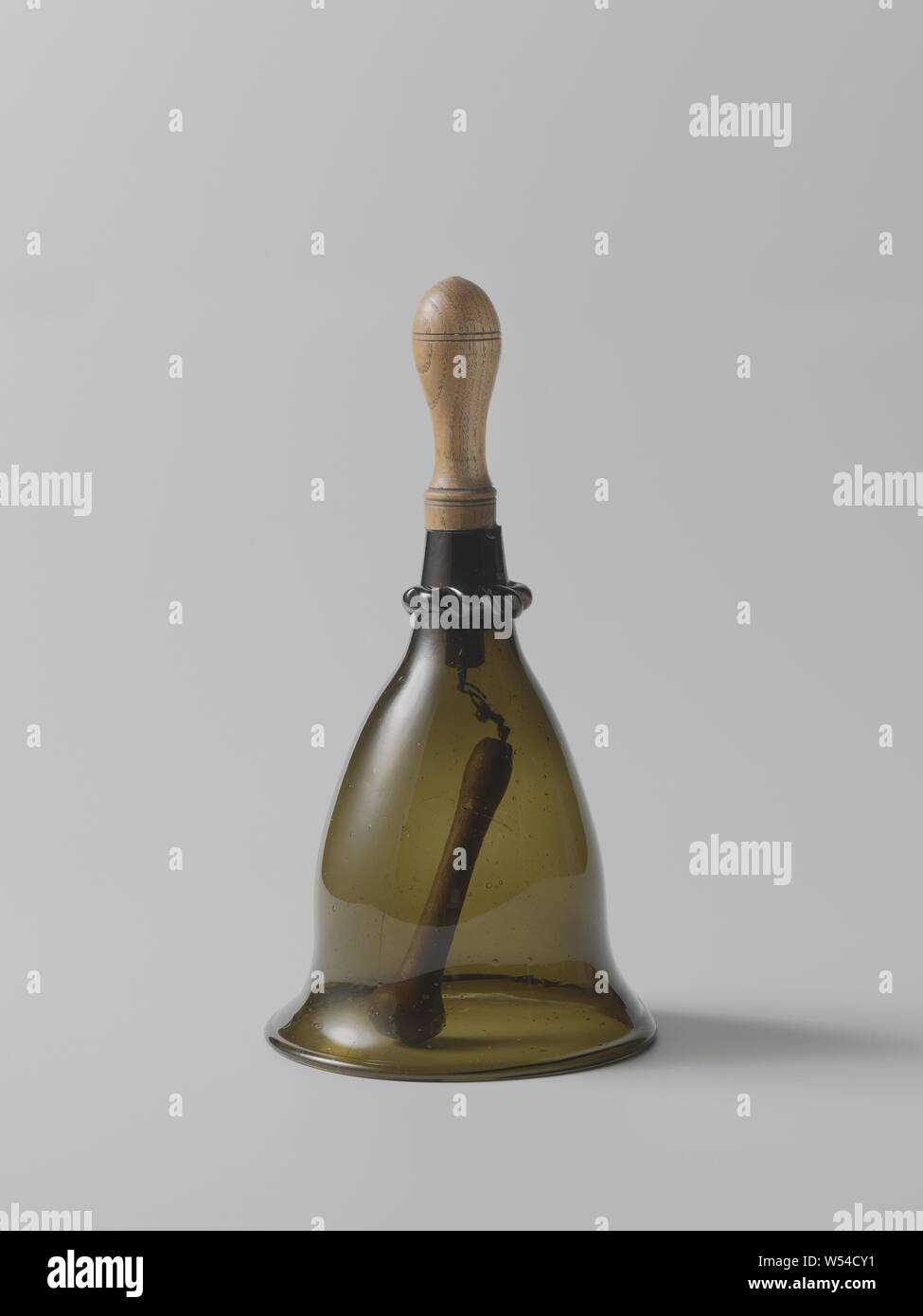 Bell shaped body hi-res stock photography and images - Alamy