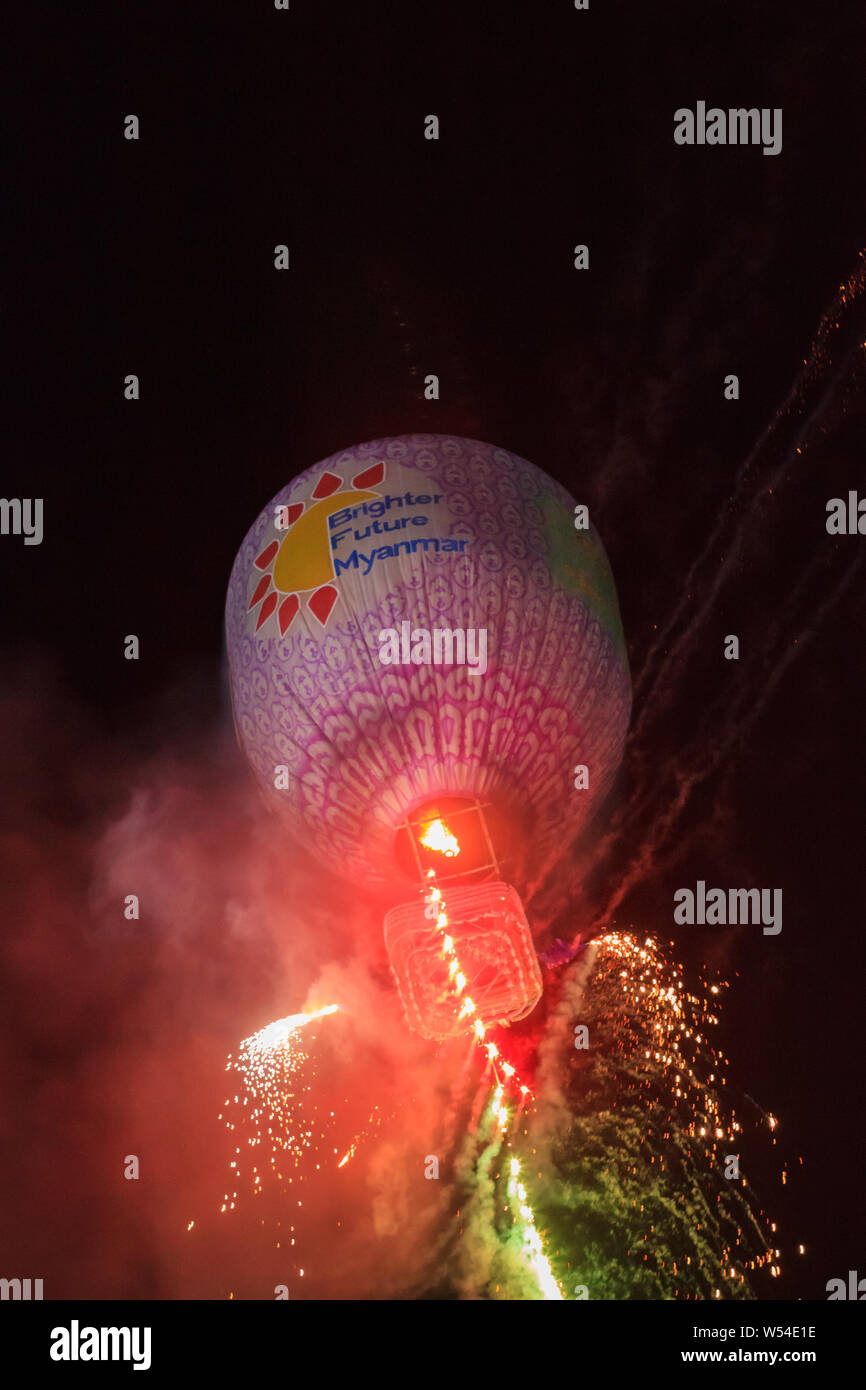 Taunggyi hot air balloon hi-res stock photography and images - Alamy