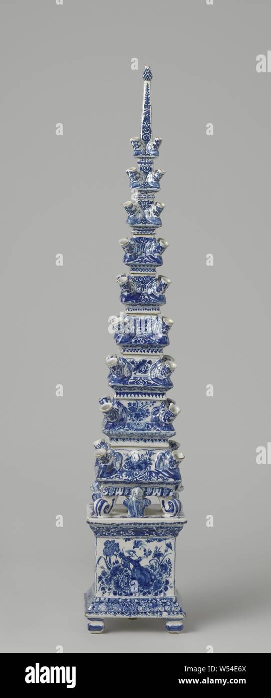 Flower pyramids flower pyramid hi-res stock photography and images - Alamy