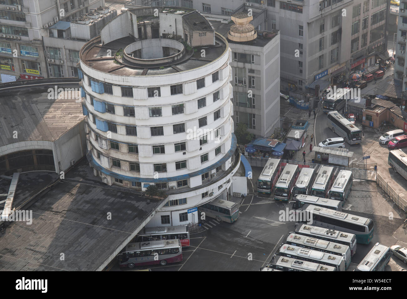 China chongqing bus hi-res stock photography and images - Alamy