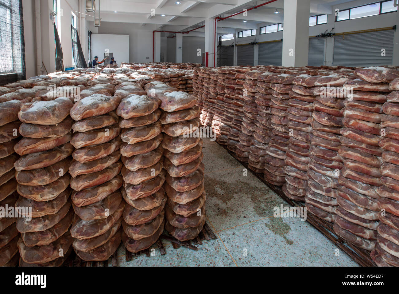 China zhejiang jinhua ham hi-res stock photography and images - Alamy