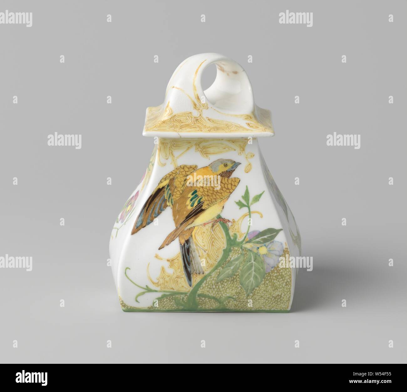 White porcelain inkwell lid hi-res stock photography and images - Alamy