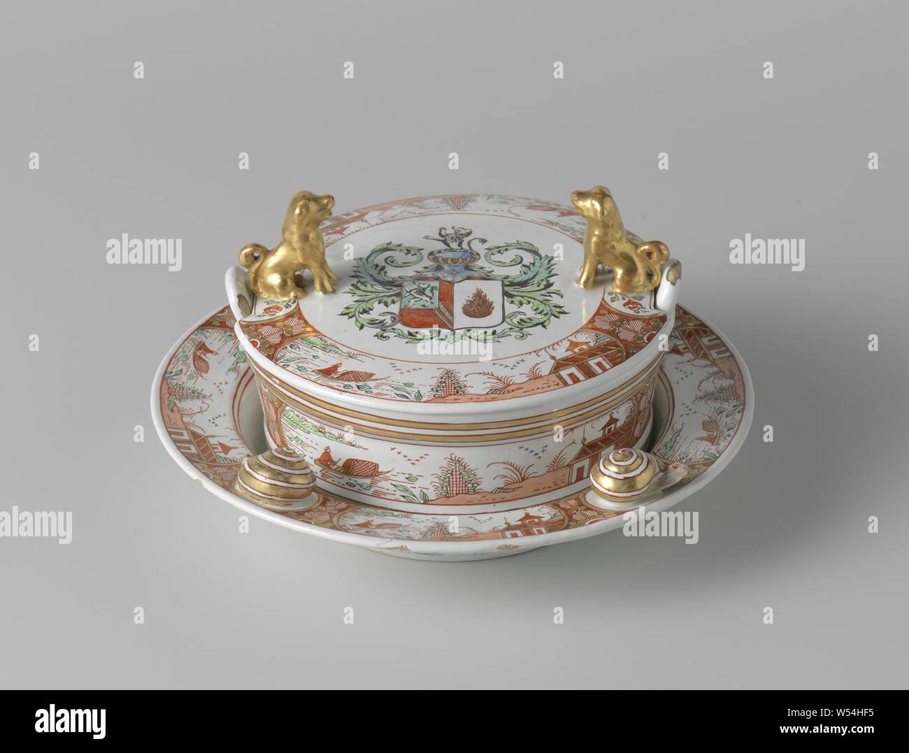 Bottom dish multi colored hi-res stock photography and images - Alamy