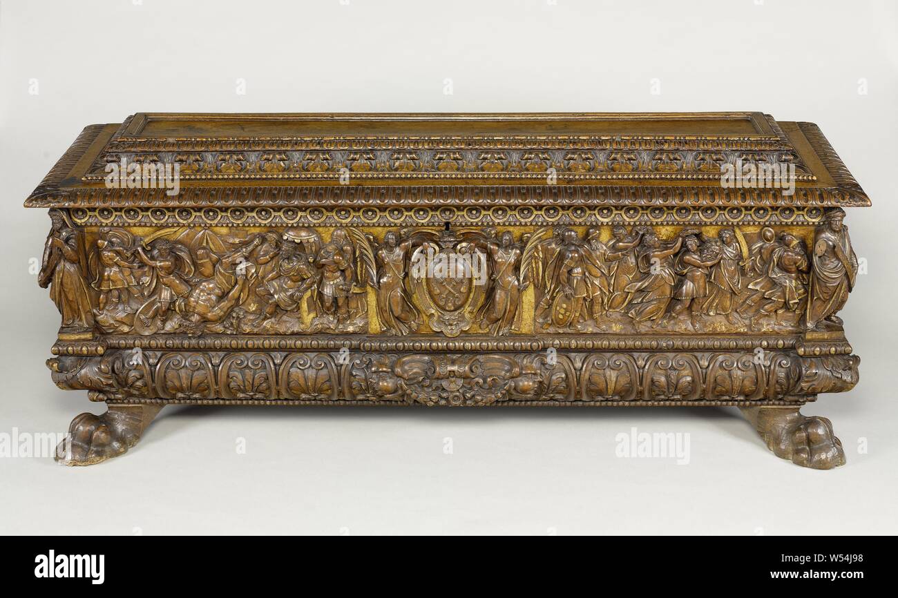 David beheads goliath story hi-res stock photography and images - Alamy