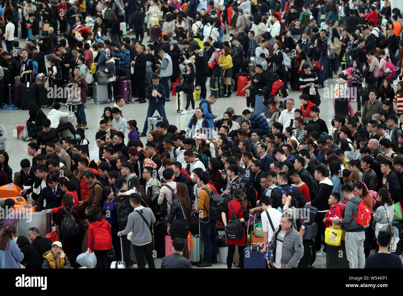 High speed railway shenzhen north station hi-res stock photography and ...