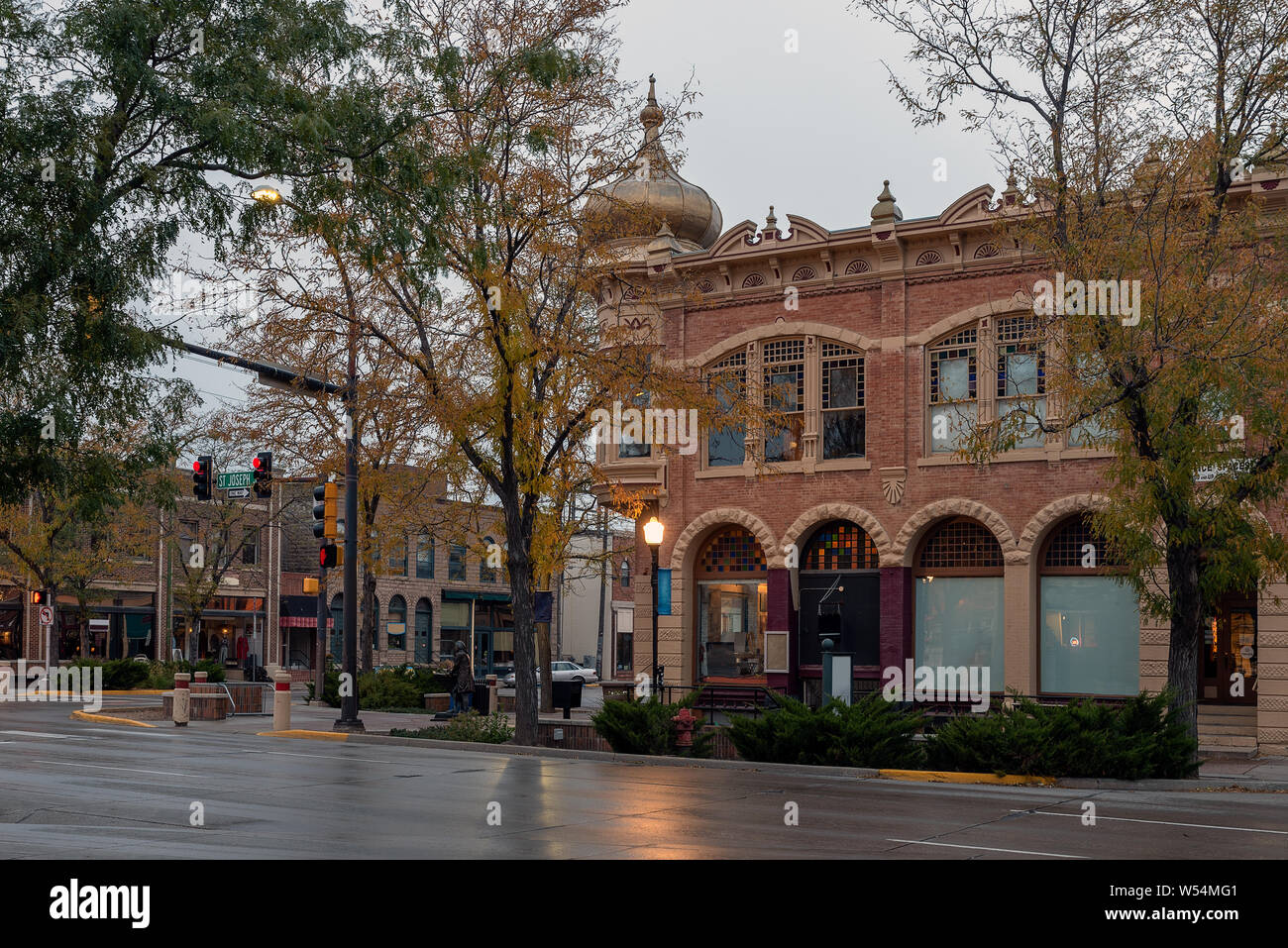 Rapid city south dakota downtown hi-res stock photography and images ...