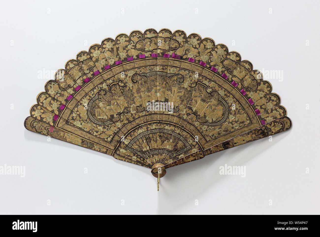 Large central cartouche contain chinese figures hi-res stock ...