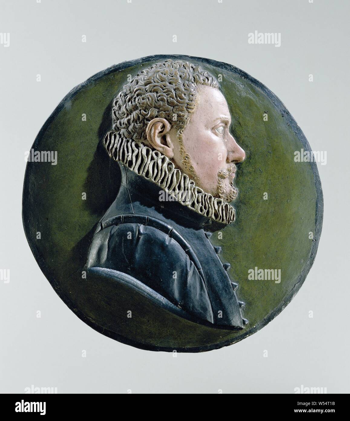 Millstone collar resting hi-res stock photography and images - Alamy