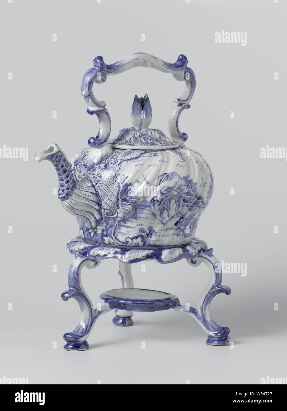 Chafing legs hi-res stock photography and images - Alamy