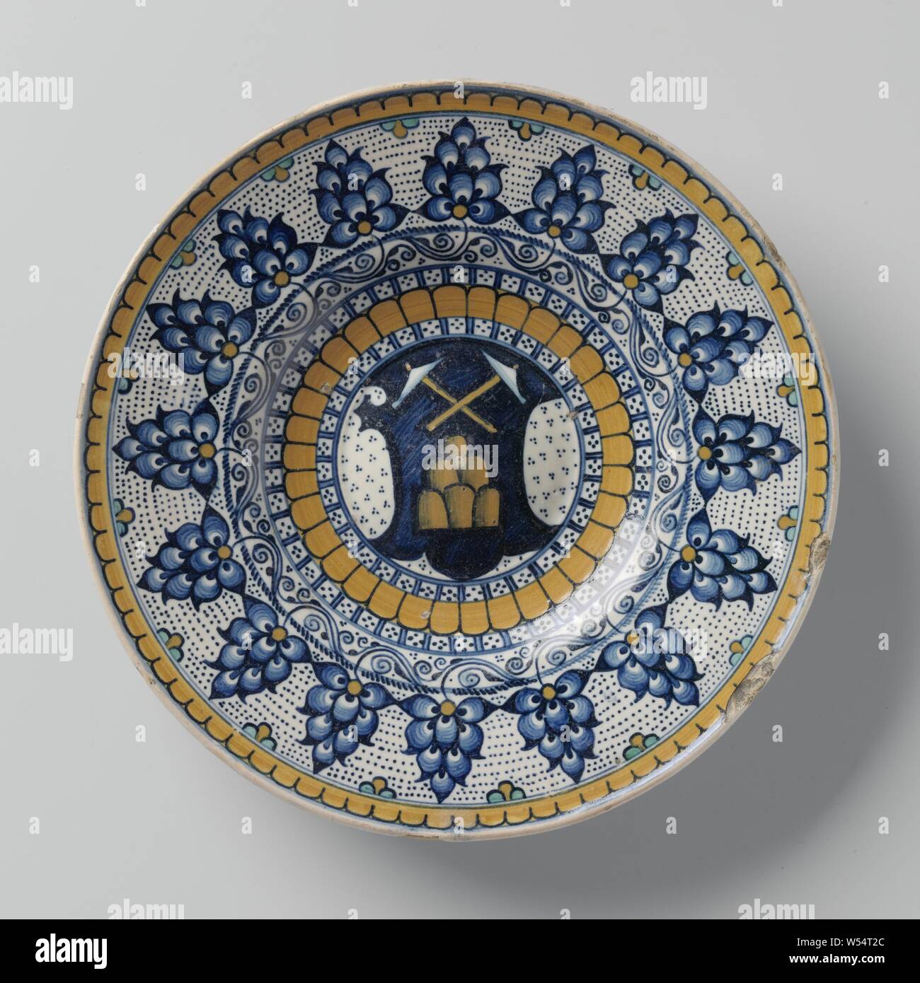 Crossing is around 5 hi-res stock photography and images - Alamy