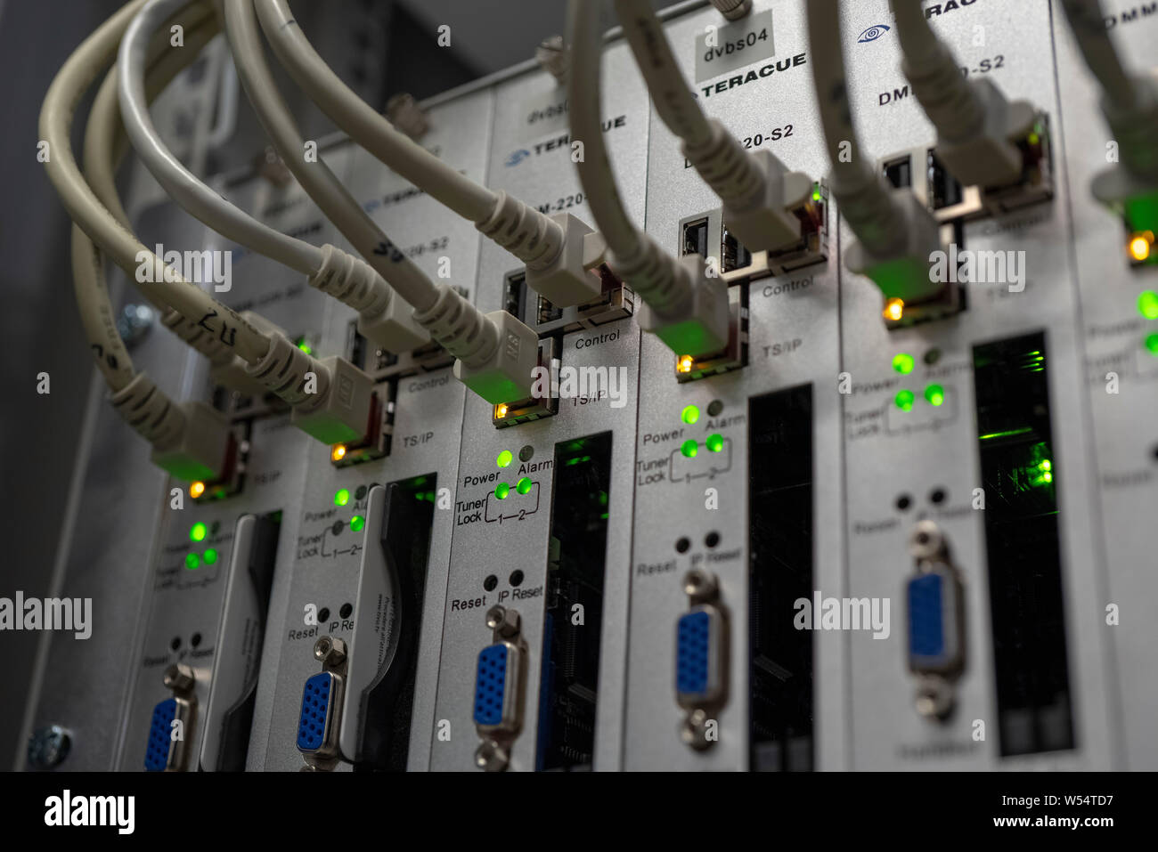 Headend hi-res stock photography and images - Alamy