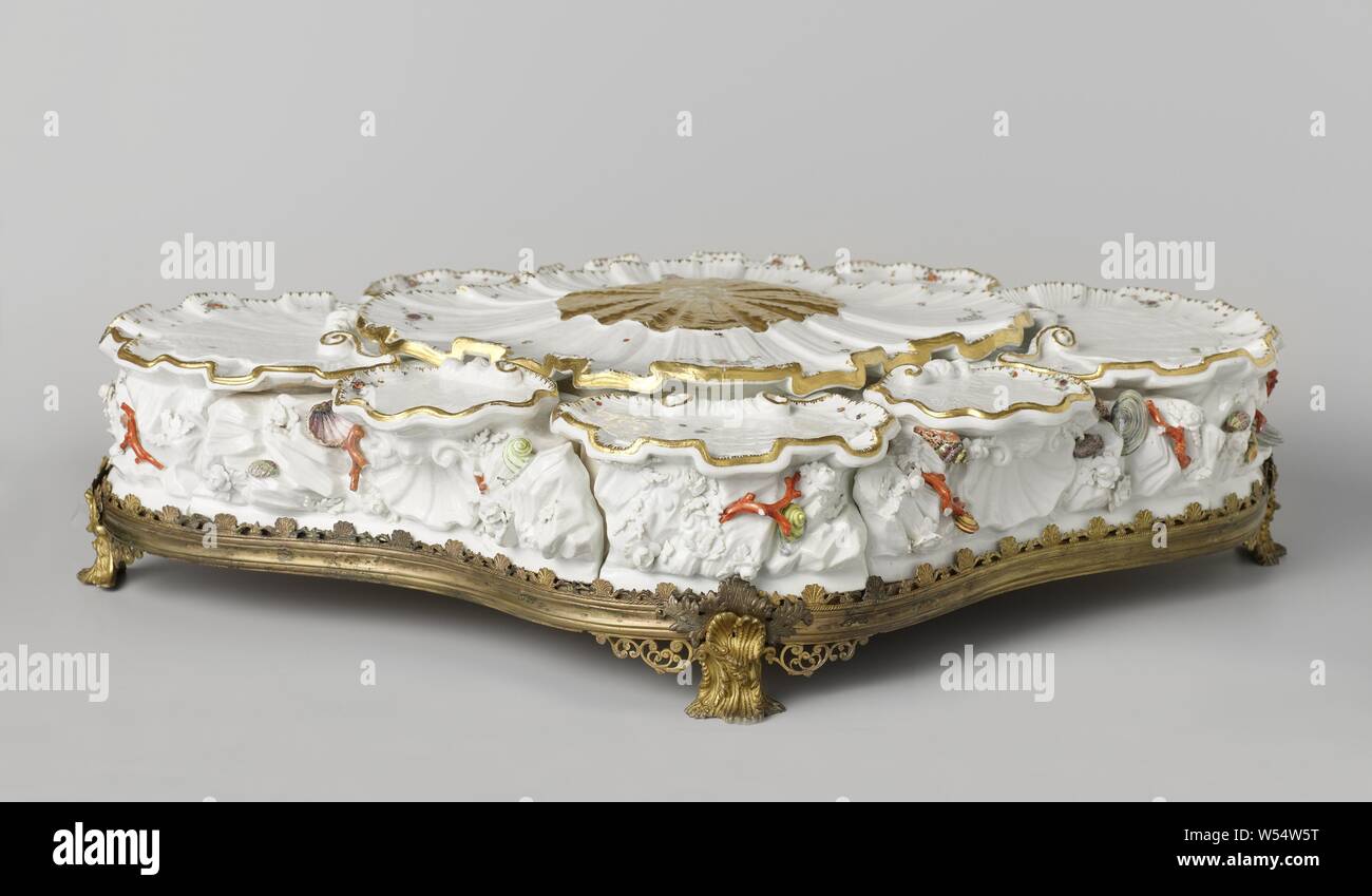 Swan service hi-res stock photography and images - Alamy