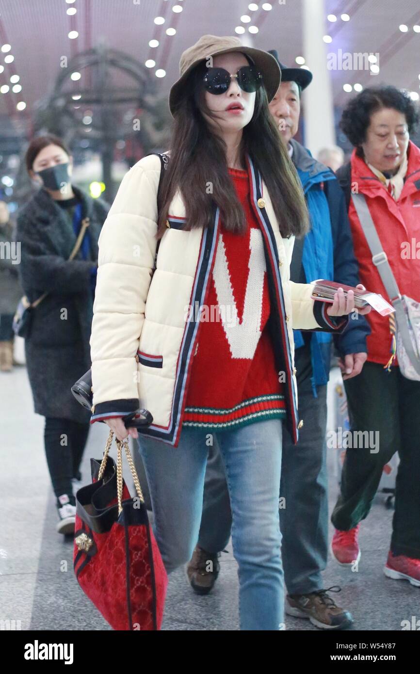 Ni ni actress hi-res stock photography and images - Alamy