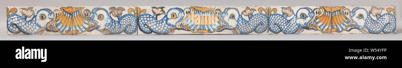 Six border tiles hi-res stock photography and images - Alamy