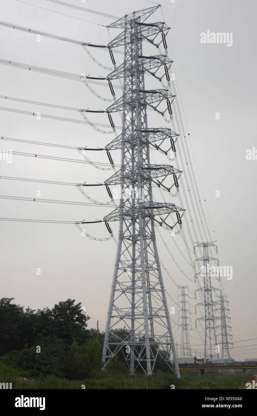 power line tower Stock Photo - Alamy