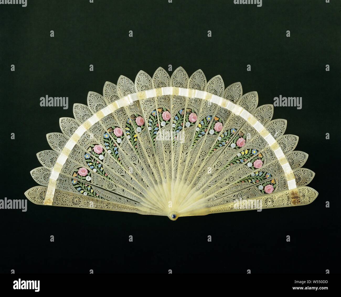 Two beben hi-res stock photography and images - Alamy
