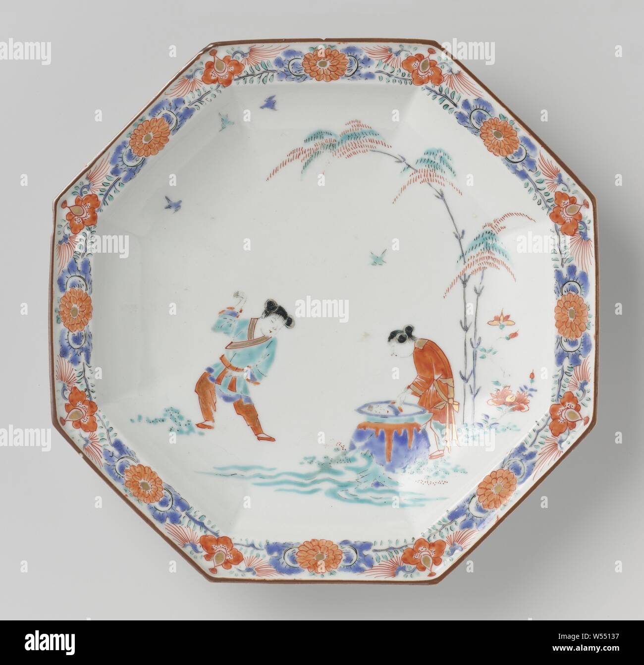 Plate octagonal plate hi-res stock photography and images - Alamy