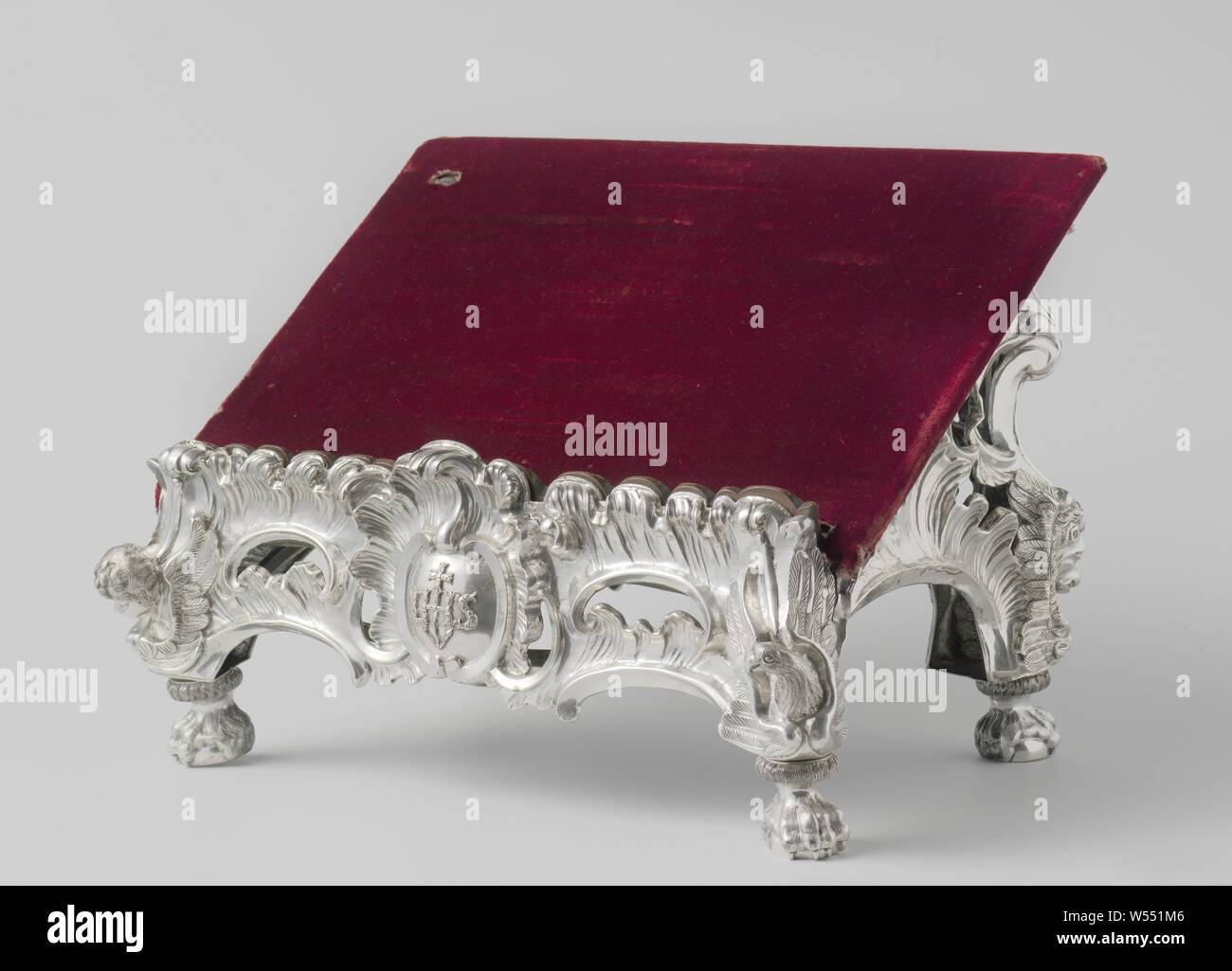 Altar lectern, The driven lectern has a high back and a low front with ...