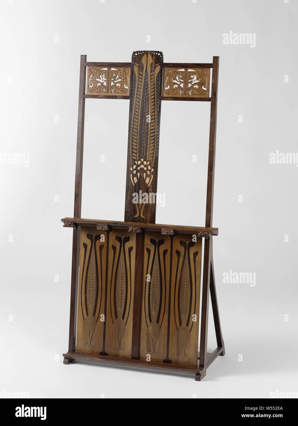 Standard for the Rembrandt portfolio with winch bird motif, Standard ...