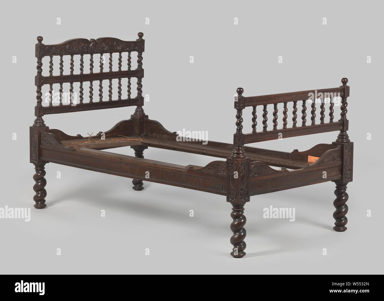 Lower footboard hi-res stock photography and images - Alamy