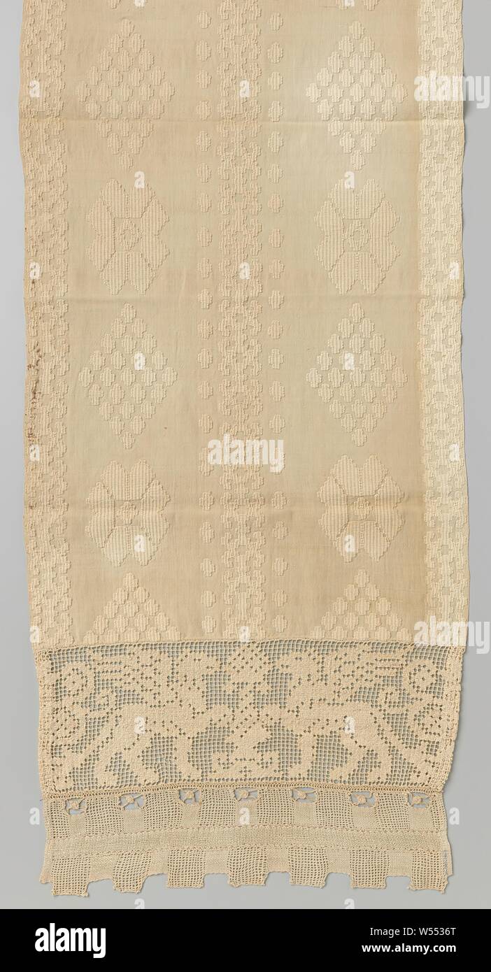 Two winged lions hi-res stock photography and images - Alamy