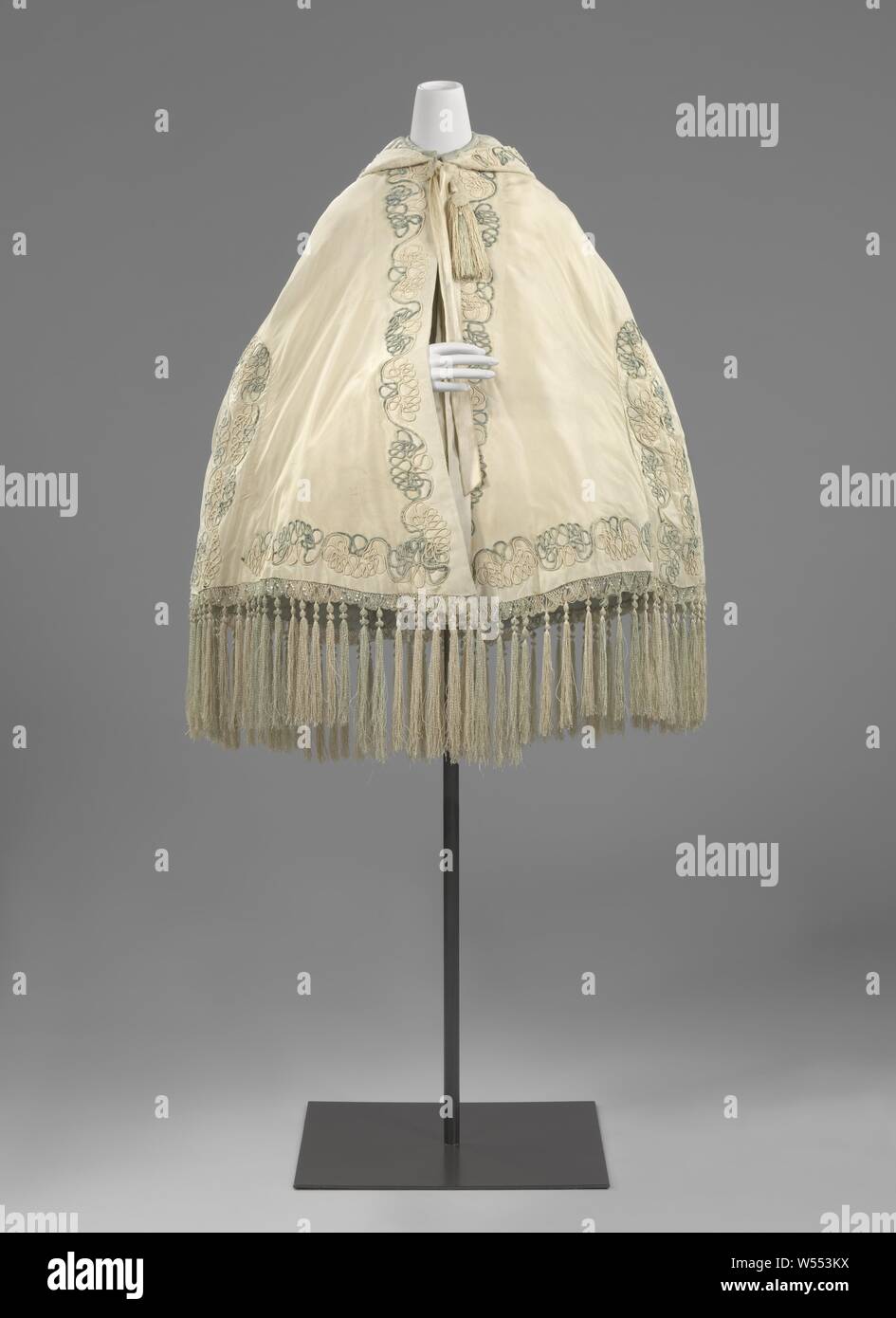 Sky blue quilted satin lining hi-res stock photography and images - Alamy