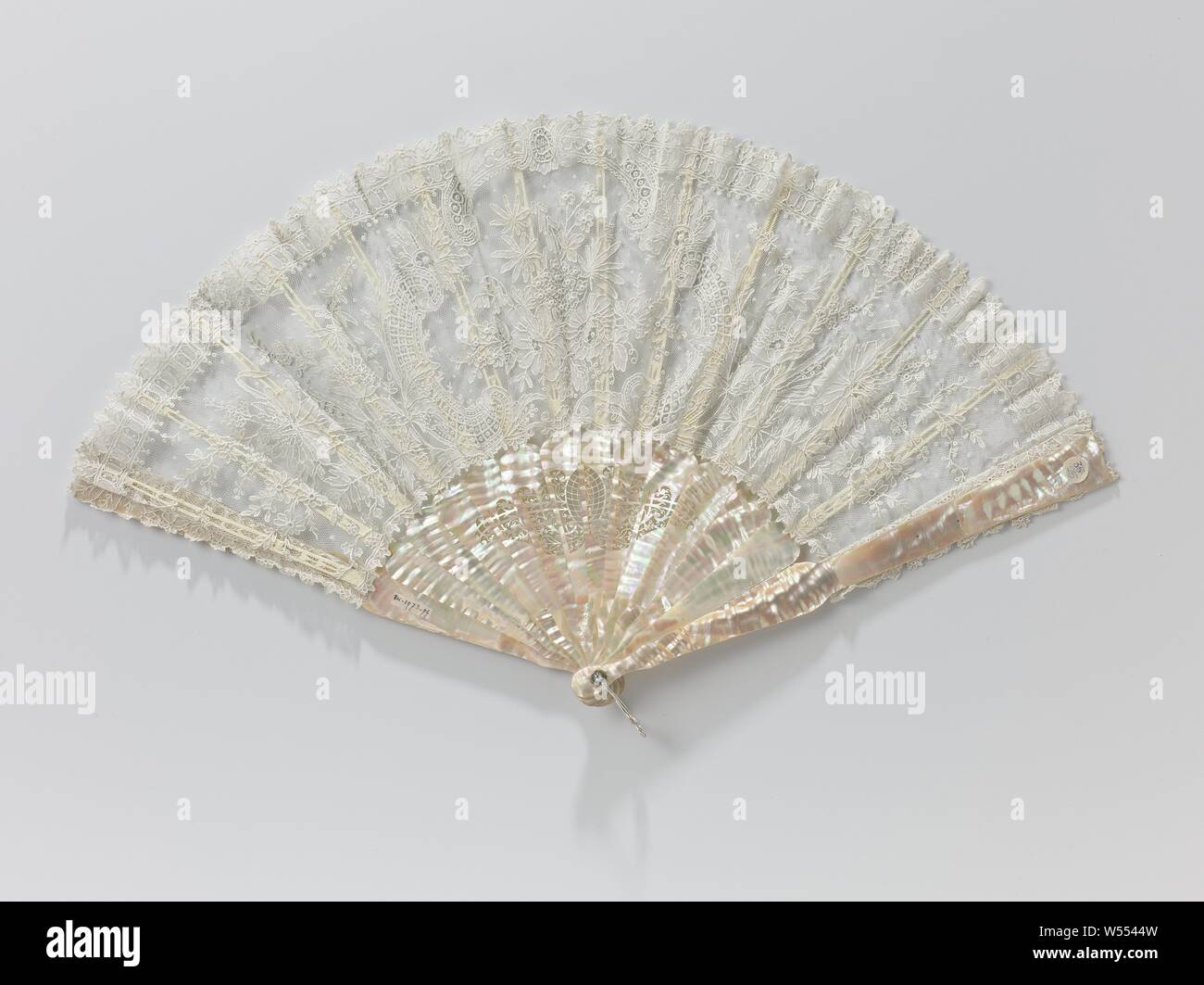 Ivory cut ajour hi-res stock photography and images - Alamy