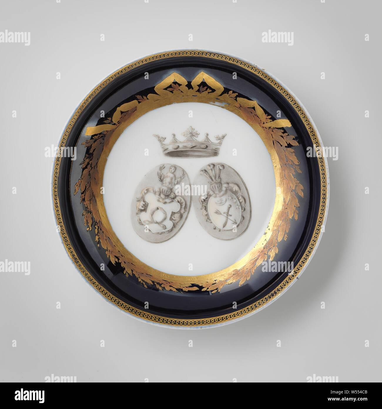 Porcelain weapon porcelain hi-res stock photography and images - Alamy