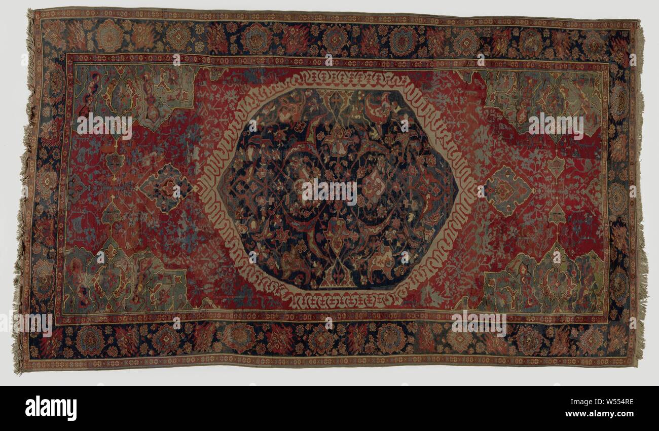 Two yellow arabesques hi-res stock photography and images - Alamy