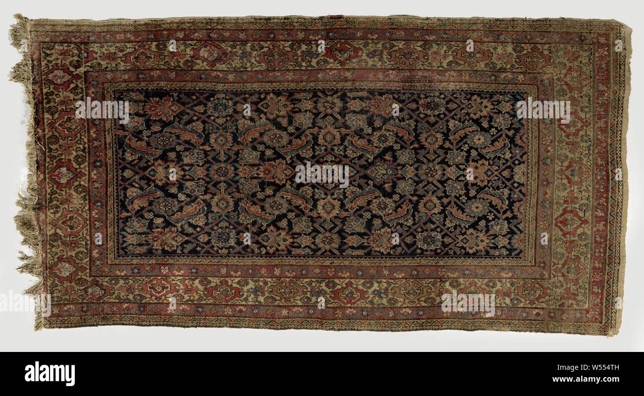 Herati rug hi-res stock photography and images - Alamy