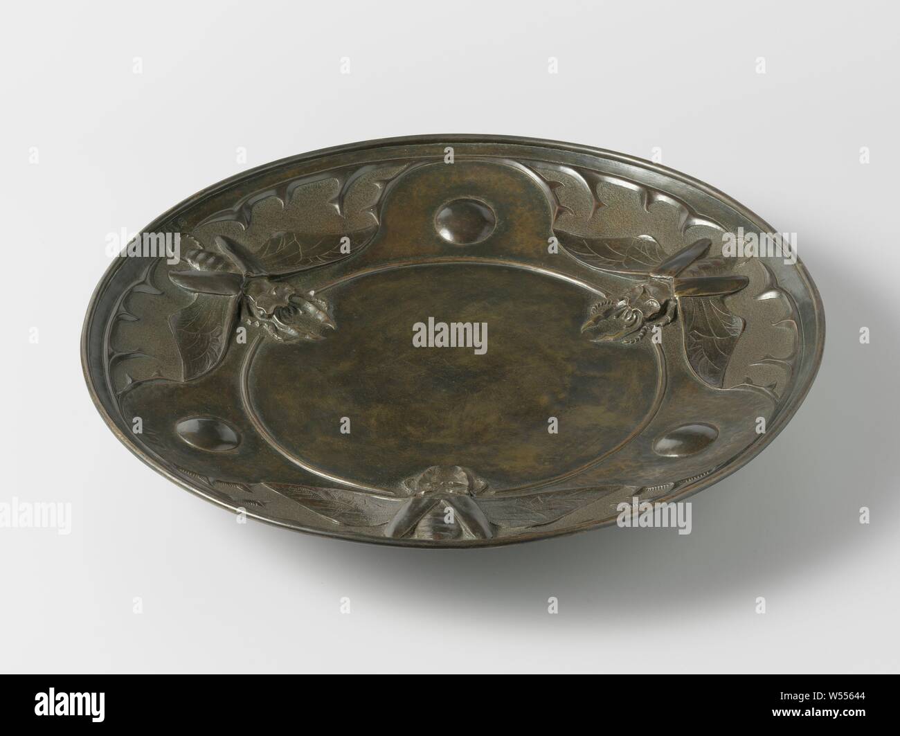 Splayed out shape hi-res stock photography and images - Alamy