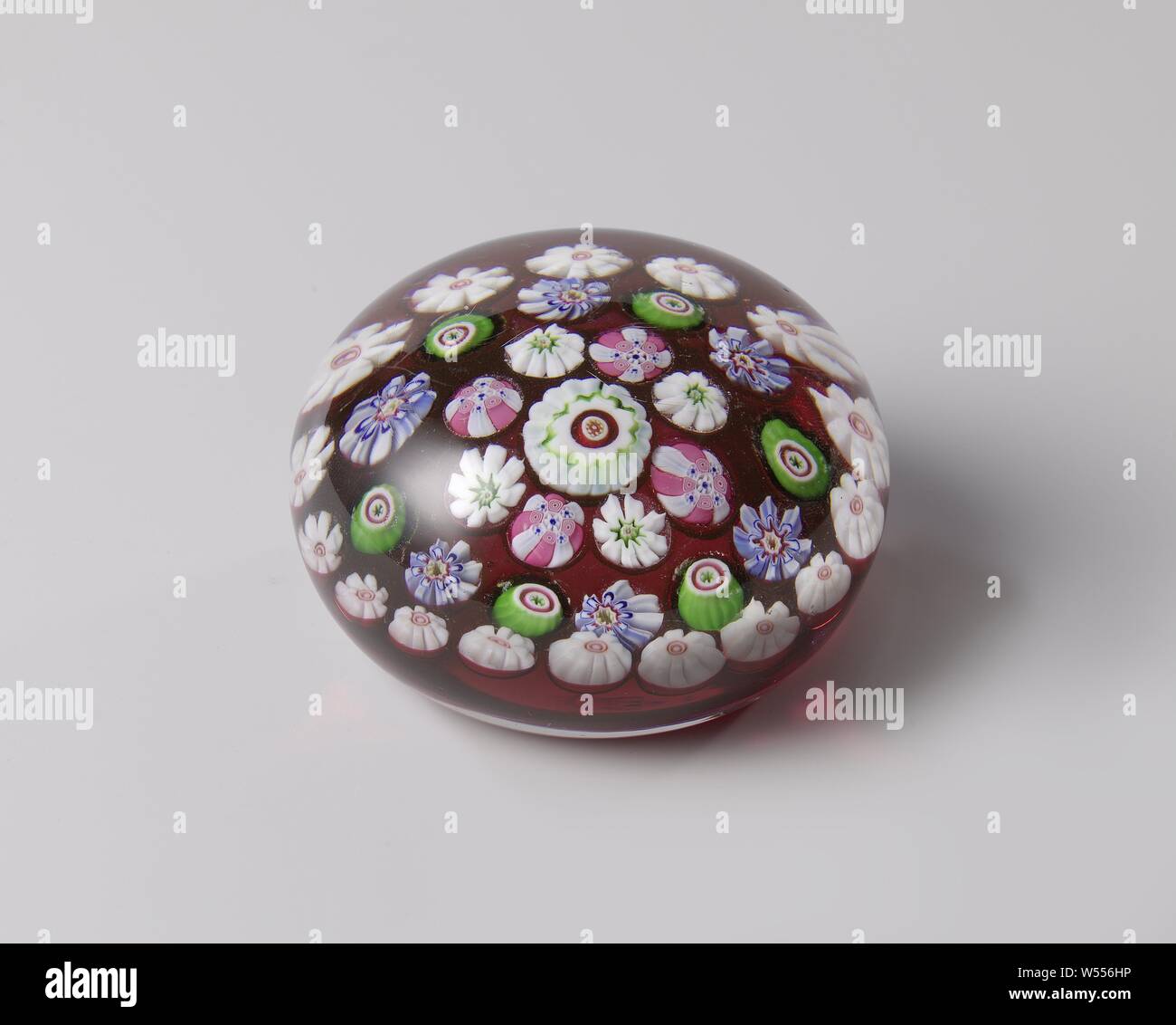 Millefiori glass hi-res stock photography and images - Alamy