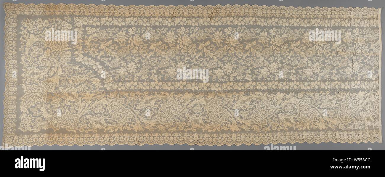 Machine lace curtains hi-res stock photography and images - Alamy