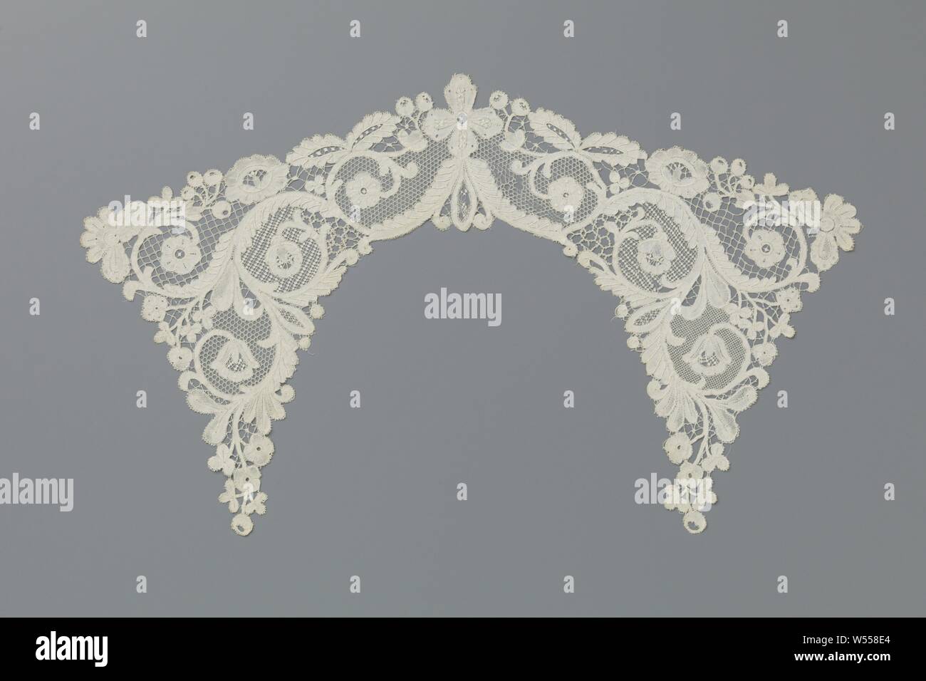 U shaped neckline hi-res stock photography and images - Alamy