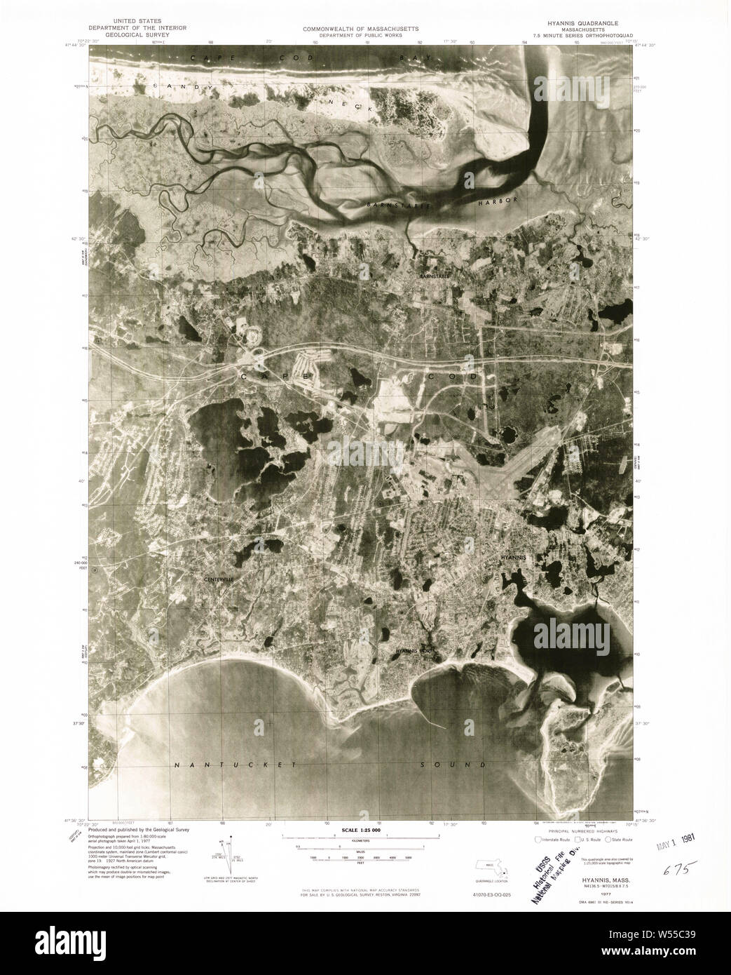 Massachusetts USGS Historical Topo Map MA Hyannis 351035 1977 25000 ...