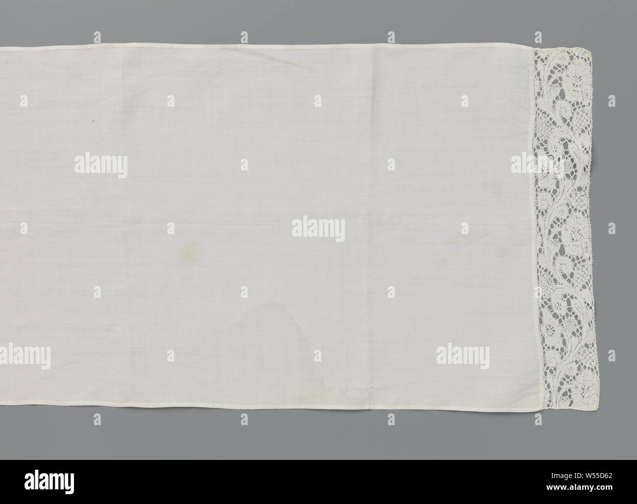 Continuous trough hi-res stock photography and images - Alamy